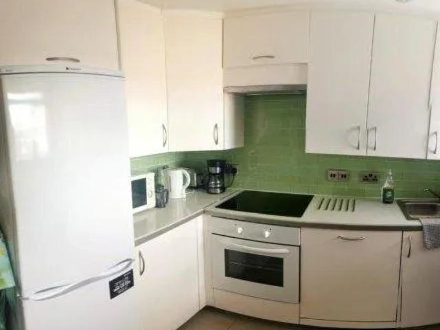 Falkirk Street, London, E14 0AF, United Kingdom | Room for rent #127117794 | Rentberry