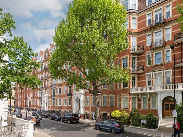 Falkland House, Kensington, W8 Wilfords London