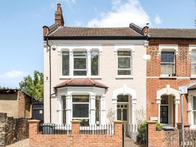 Falkland Road, London, 3 Bedroom Semi detached
