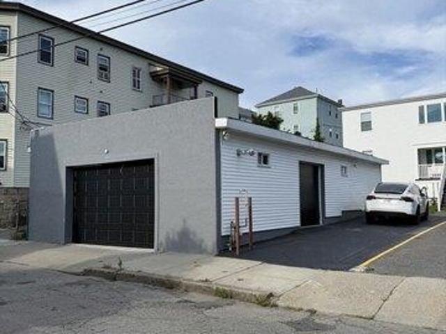 Fall River MA 02723 105080269