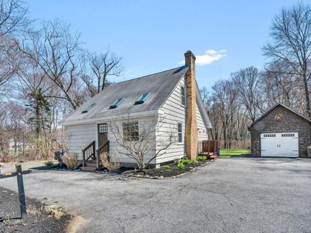 Fall River Ave, Seekonk, Home For Sale