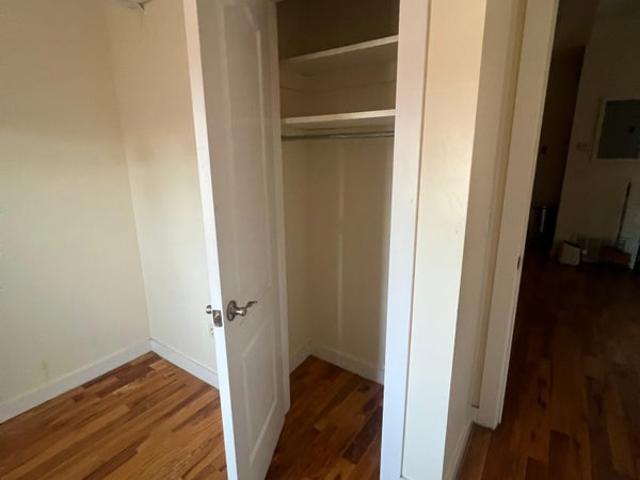 Fall Winter Brooklyn sublet Women preferred apartment