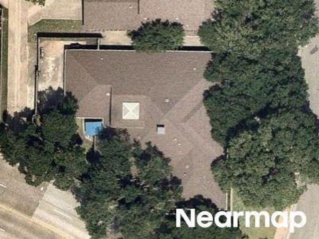 Fallbrook Dr