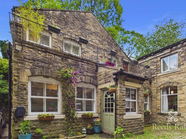 Falling Royd, HEBDEN BRIDGE HX7 3 bed semi detached house to rent £1,875 pcm £433 pw