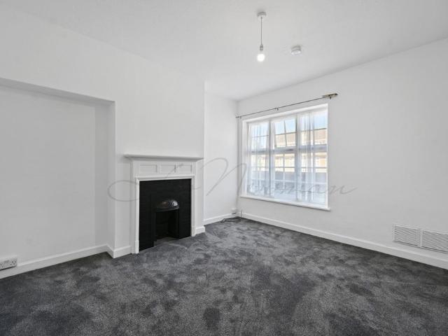 Falloden Way, London, NW11 6JG