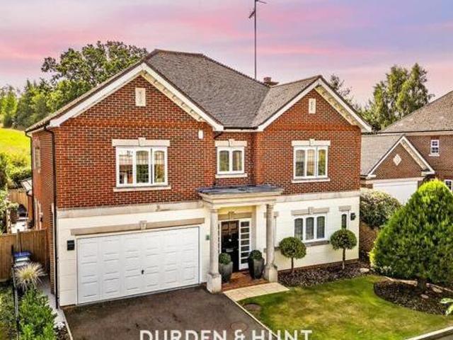 Fallow Fields, Loughton, 5 Bedroom Detached