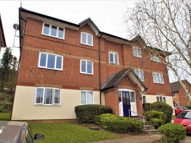 Fallow Rise, Hertford, Hertfordshire SG13, 1 bed flat to rent, £1,200 pcm | PrimeLocation