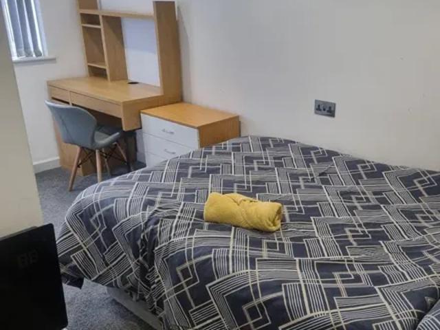 Fallowfield Loop, Manchester, M19 2FZ, United Kingdom | Room for rent #139476079 | Rentberry