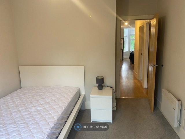 Fallowfield, Manchester M14, 2 bed flat to rent, £1,390 pcm | PrimeLocation