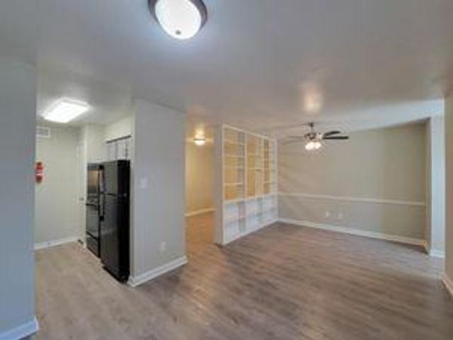 Falls of Maplewood Apartments 1 Bedroom Apartment for Rent at 9600 Glenfield Ct, Houston, TX 77096 Meyerland Area