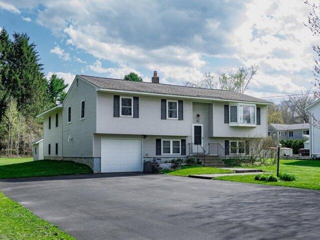 Falls Rd, Shelburne, Home For Sale