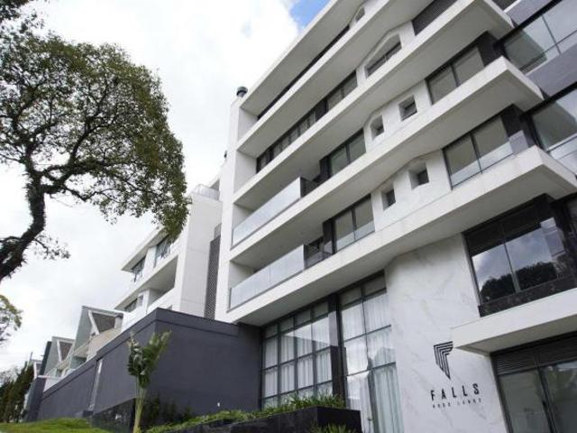 Falls Residence – Design Contemporâneo e Sofisticação em Cada Detalhe!