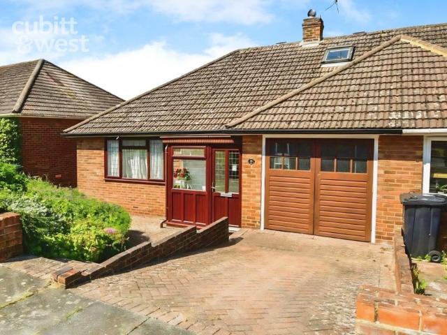 Falmer Gardens, Brighton, BN2 4 bed semi detached house to rent £2,100 pcm £485 pw