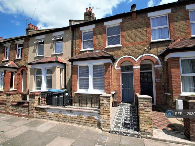 Falmer Road, Enfield, EN1 3 bed terraced house to rent £2,750 pcm £635 pw