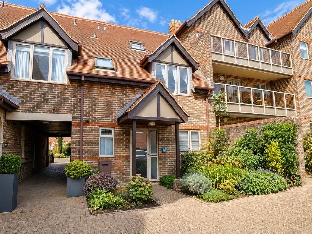 Falmer Road Rottingdean Place, Brighton BN2, 4 bed semi detached house to rent, £2,750 pcm | PrimeLocation