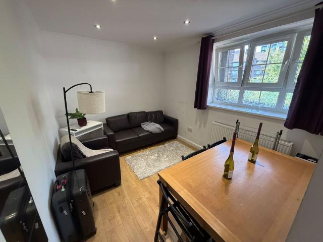 Falmouth Road, London SE1, 3 bed flat to rent, £3,100 pcm | PrimeLocation