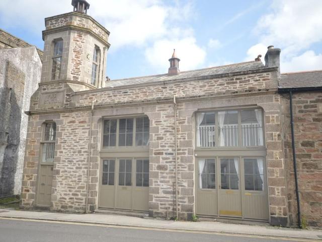 Falmouth Road, Redruth TR15, 1 bed flat to rent, £875 pcm | PrimeLocation