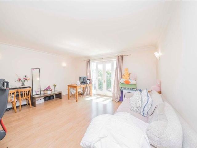 Falmouth Road, SE1, London