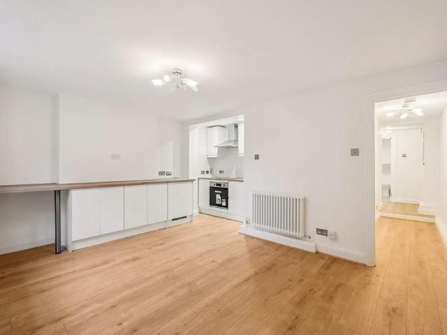 Falmouth Road, Southwark, London SE1, 1 bed flat to rent, £1,900 pcm | PrimeLocation