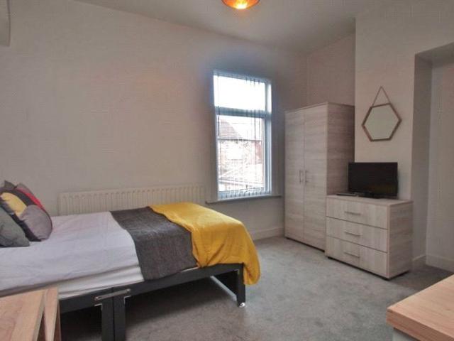 Falmouth Street, Middlesbrough TS1, 3 bed shared accommodation to rent, £412 pcm | PrimeLocation
