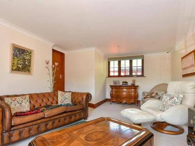Farthings Way, Totland Bay, 4 Bedroom Detached