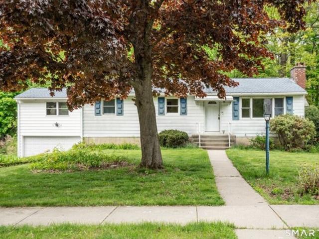 Farview Dr, Cheshire, Home For Sale