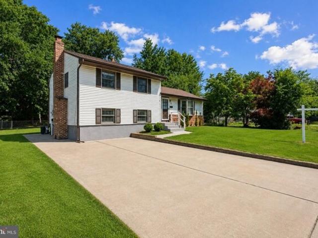 Farwood Rd, Gibbsboro, Home For Sale