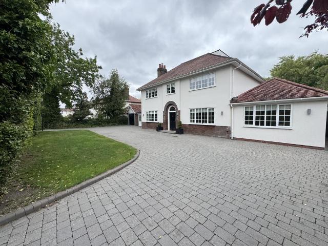 Far Moss Road, Liverpool, L23 4 bed house to rent £5,500 pcm £1,269 pw