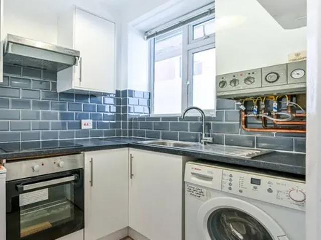 Fara Charity Shop, 28 32 Pentonville Road, Angel, London, N1 9HJ, United Kingdom | 2 bed apartment for rent #136496990 | Rentberry