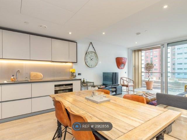 Faraday House, London SW11, 1 bed flat to rent, £3,300 pcm | PrimeLocation