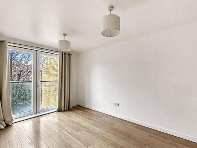 Faraday House, Velocity Way, 1 Bedroom Flat