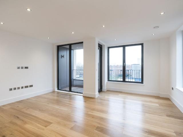 Faraday Road, London W10, 2 bed flat to rent, £3,300 pcm | PrimeLocation