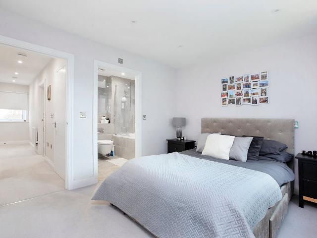 Faren Terrace, 34 Eveline Road CR4, 4 bed terraced house to rent, £4,000 pcm | PrimeLocation