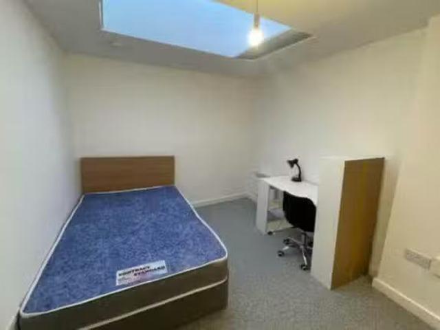 Fargate 28052# 2 Bed 1 Bath
