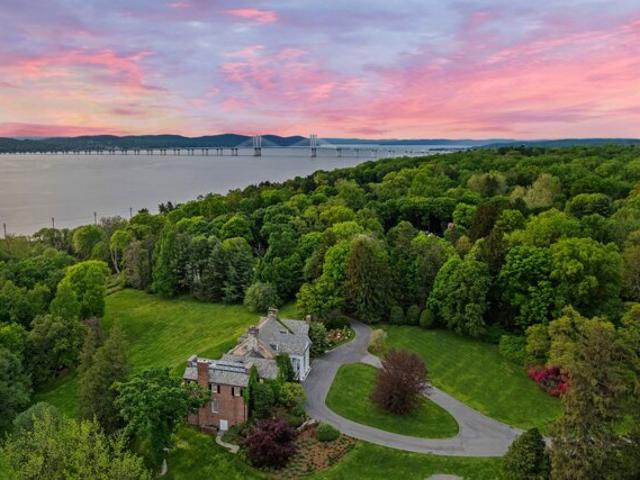 Fargo Ln, Irvington, Home For Sale