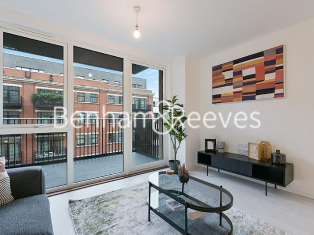 Farine Avenue, Hayes UB3, 1 bed flat to rent, £1,700 pcm | PrimeLocation