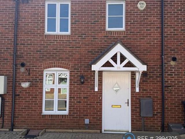 Farington Close, Maidstone, ME16 3 bed terraced house to rent £1,900 pcm £438 pw