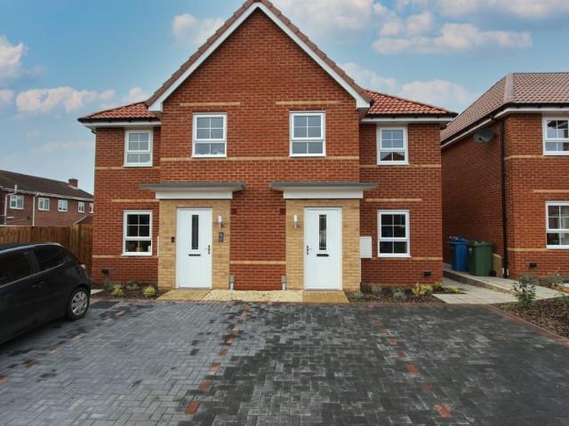 Farleigh Drive, Harworth, Doncaster DN11 8SW