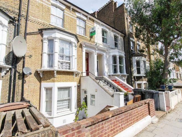 Farleigh Road, Stoke Newington N16, 3 bed flat to rent, £3,390 pcm | PrimeLocation