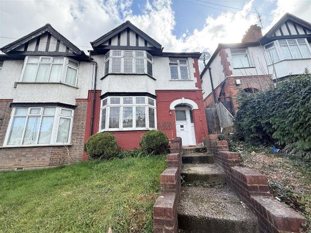 Farley Hill, Luton LU1, 3 bed semi detached house to rent, £1,400 pcm | PrimeLocation