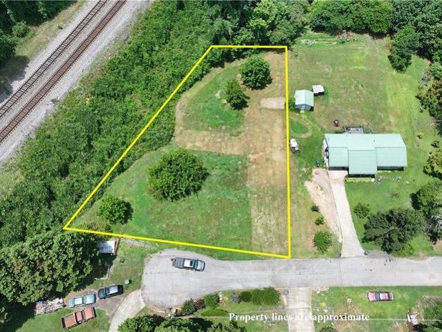 Farlinger St, Cornelia, GA 30531