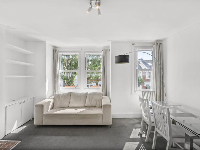 Farlton Road, London, SW18