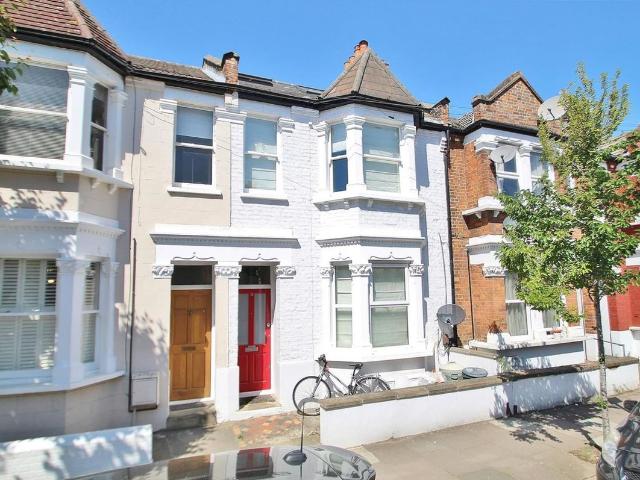 Farlton Road, London SW18, 2 bed maisonette to rent, £2,200 pcm | PrimeLocation