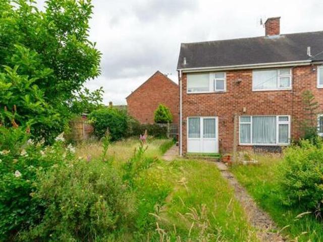 Farm Close, Clifton, 3 Bedroom End