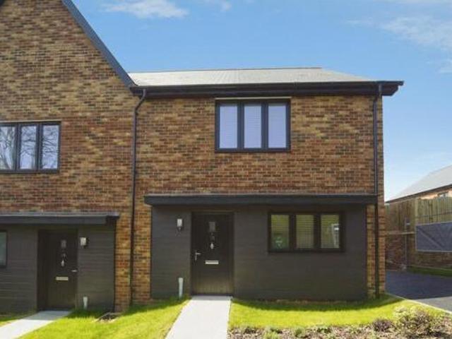 Farm Field Place, Herstmonceux, 3 Bedroom Semi detached