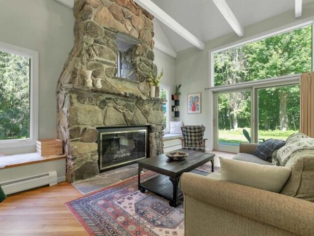 Farm House Ln, Wolfeboro, Home For Sale