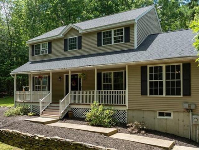 Farm Pond Rd, Oakham, Home For Sale