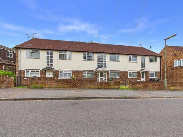 Farm Road, Camberley 2 bedrooms Property for lettings Seymours