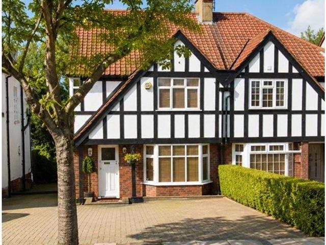 Farm Road, Edgware HA8, 4 bed semi detached house to rent, £3,500 pcm | PrimeLocation
