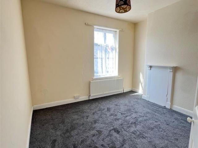 Farm Road, Oldbury B68, 3 bed terraced house to rent, £1,025 pcm | PrimeLocation